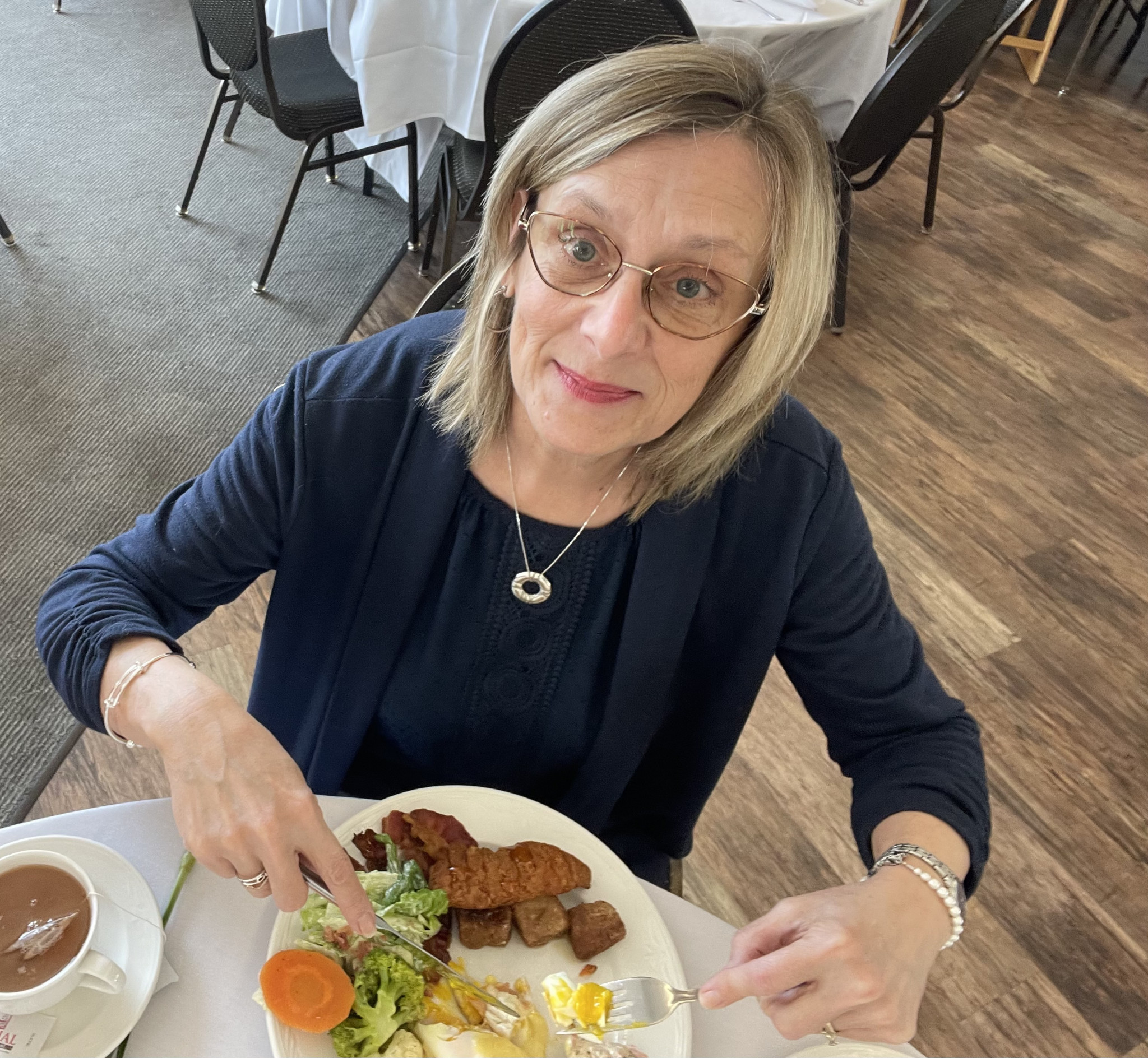 Lisa Curtis | FabOver40