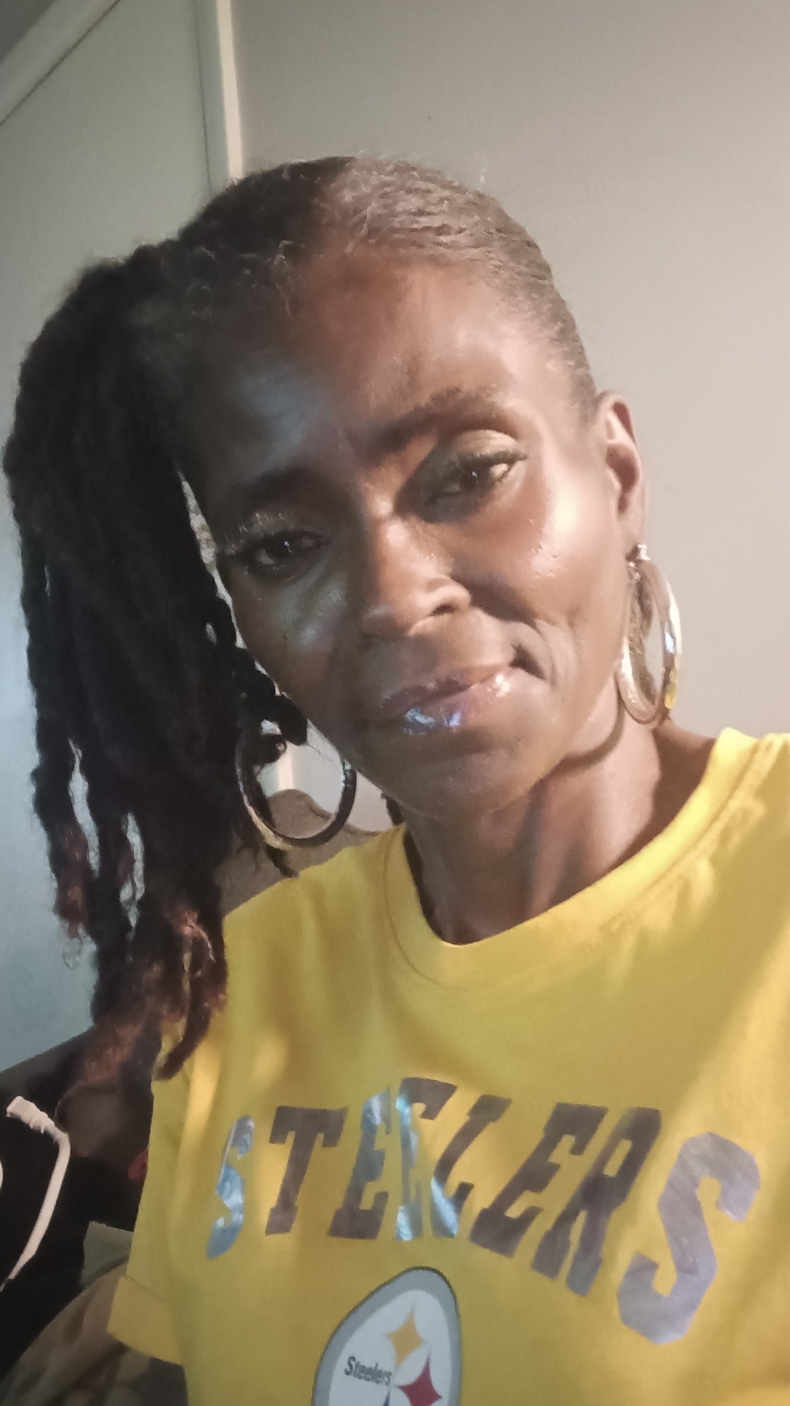 Renee Hinton | FabOver40