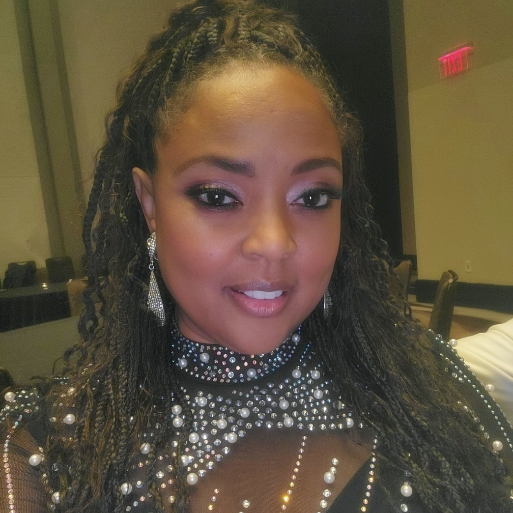 Marlo Hall | FabOver40