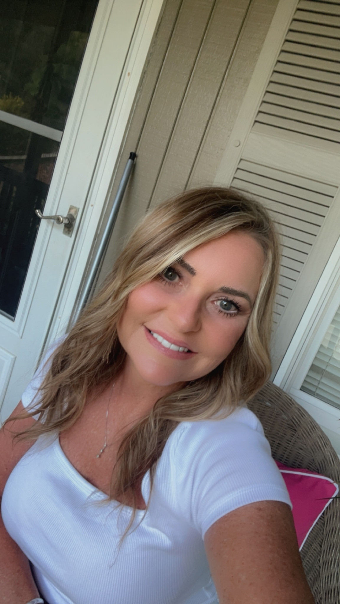 robin Francis | FabOver40