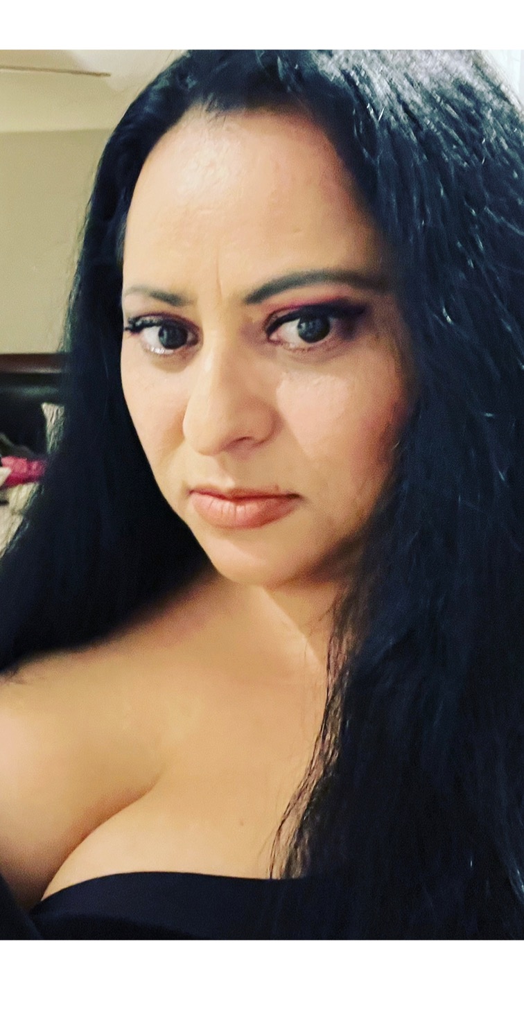 Monique Brown | FabOver40