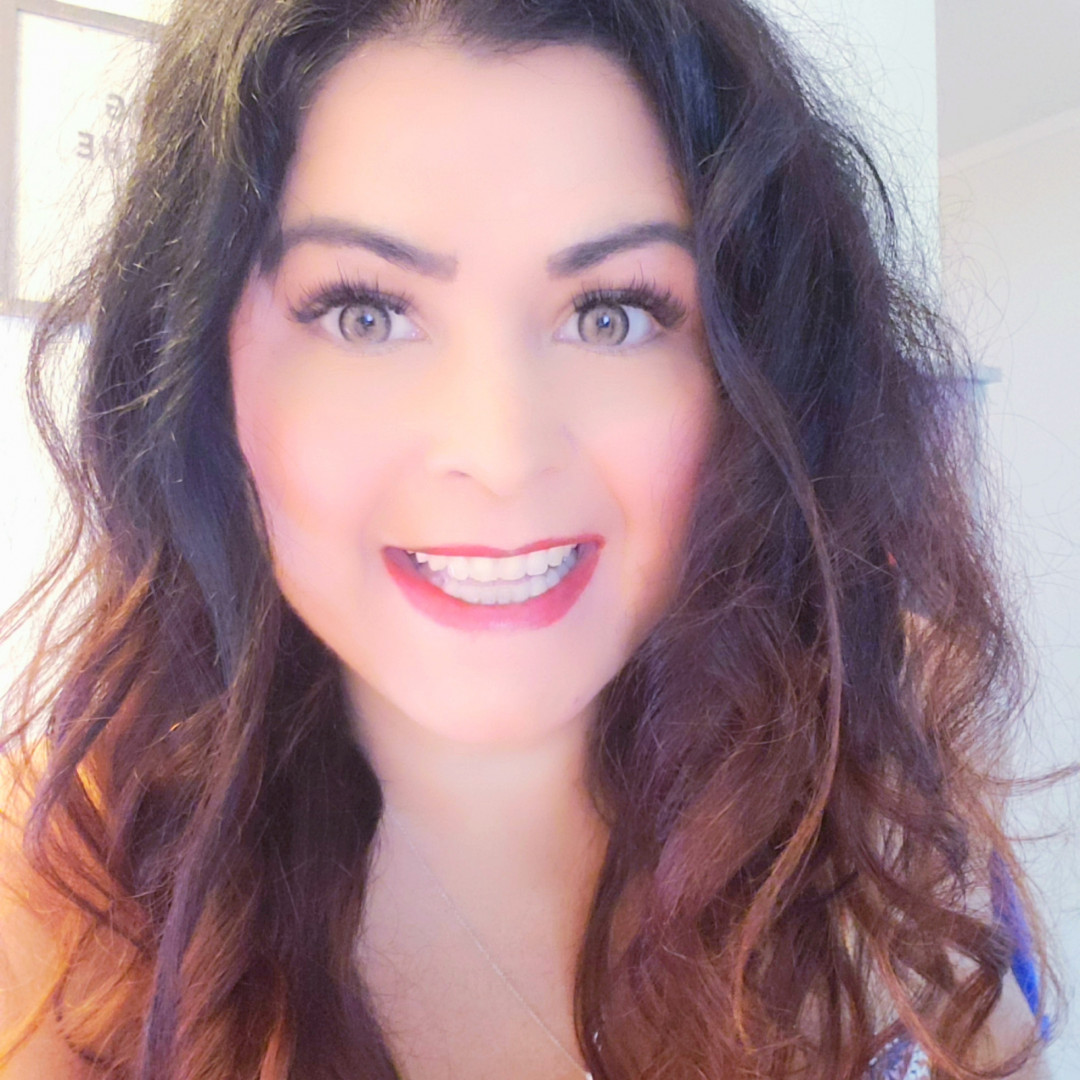 Viviana Moran | FabOver40