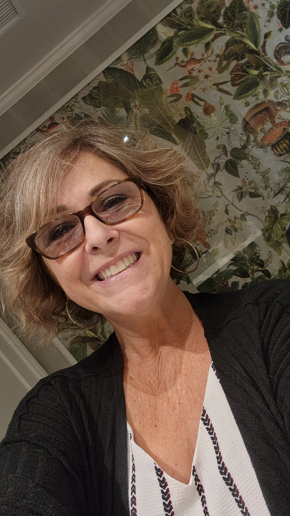 Michelle Wyllie | FabOver40