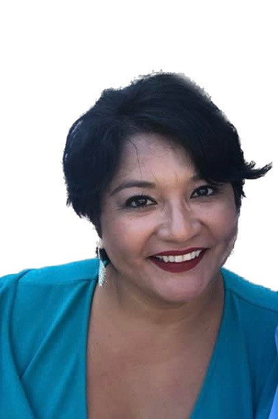 Magaly Salgado | FabOver40