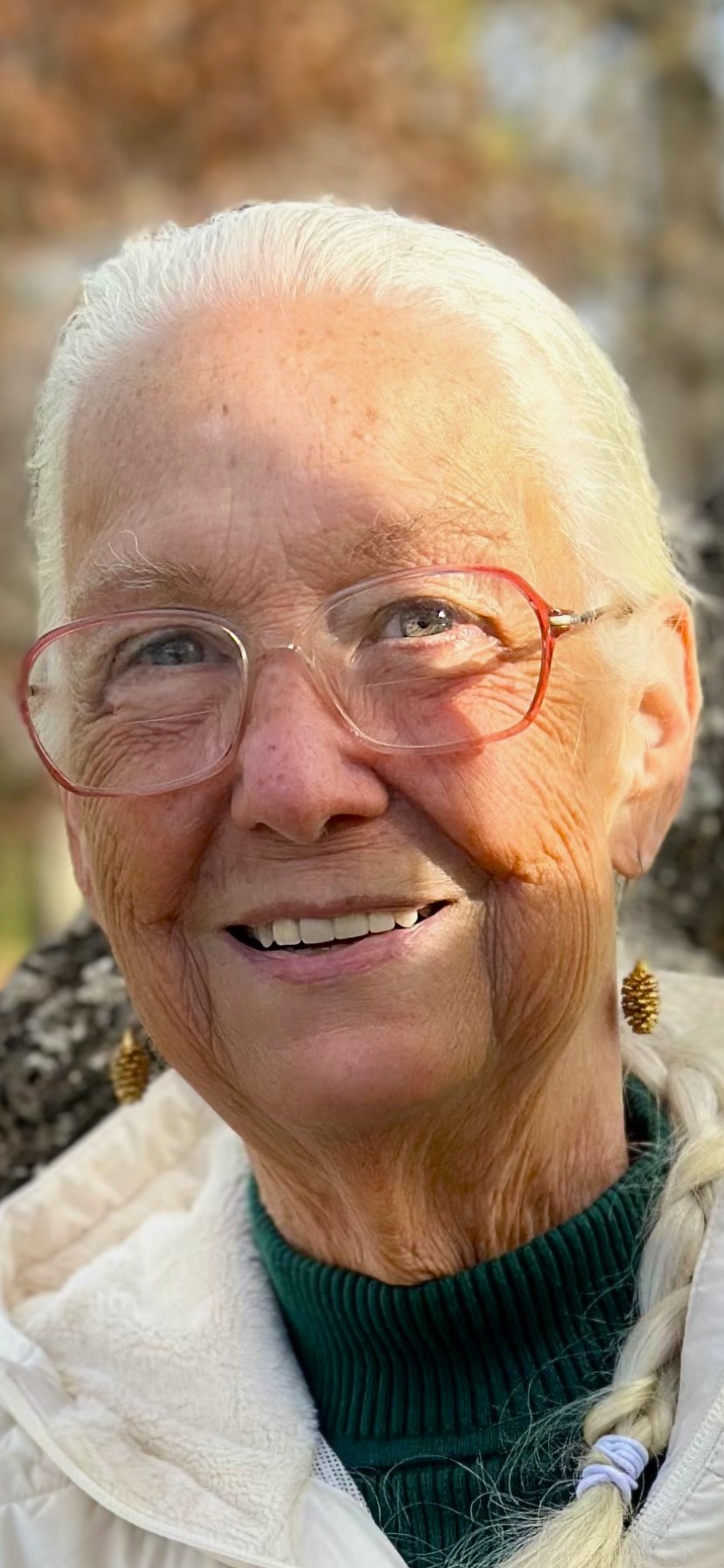 Linda McCutcheon | FabOver40