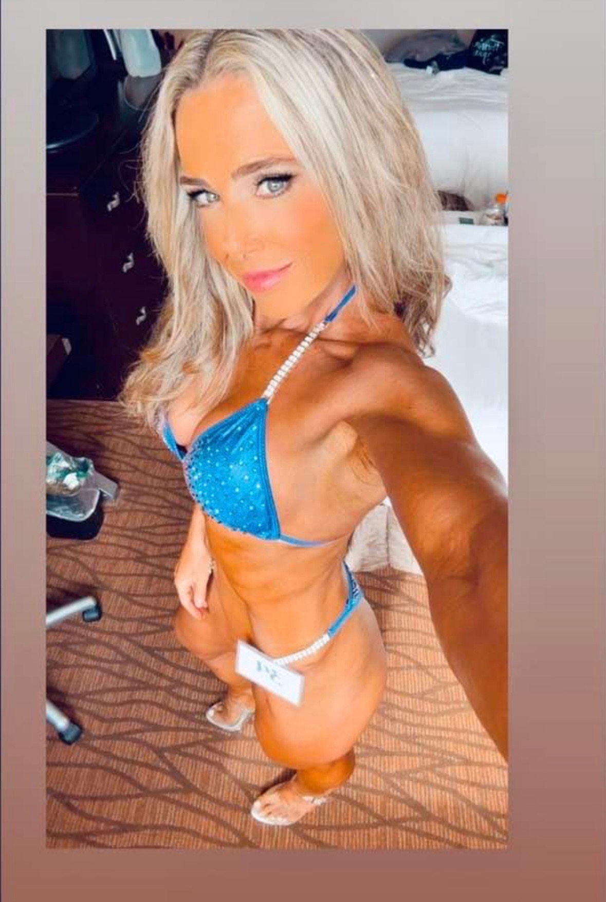 Dee west | FabOver40