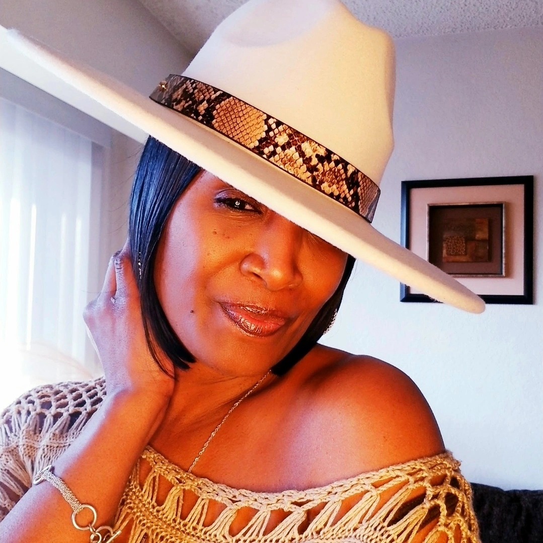 Shirley Taylor | FabOver40