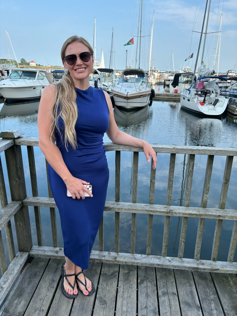 Laura Kaster | FabOver40