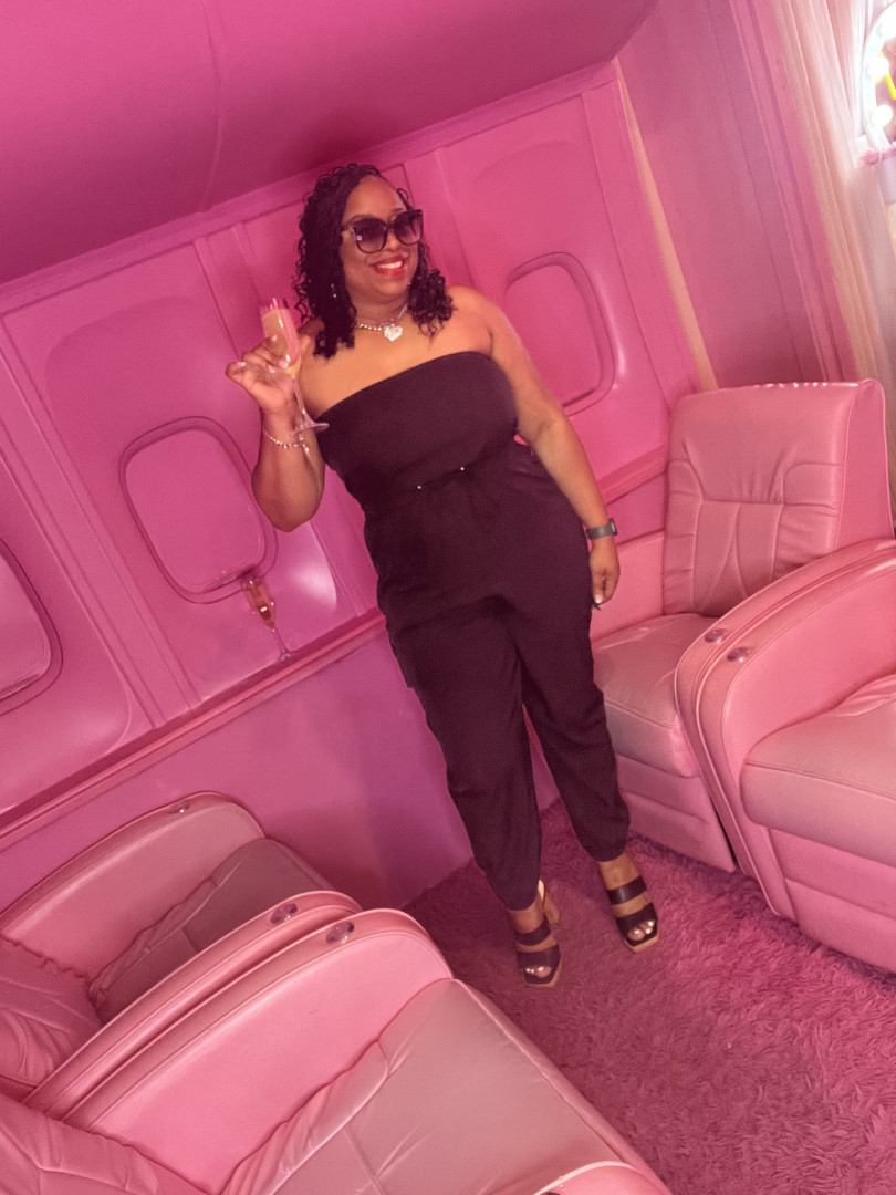 Lasharn Hart | FabOver40