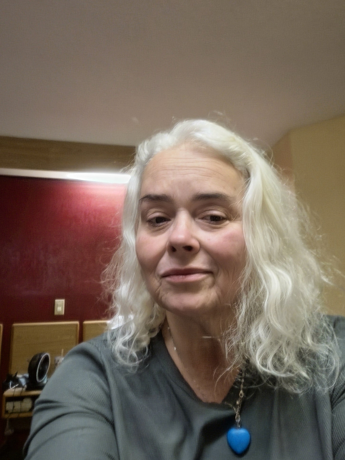 Robin Fox | FabOver40