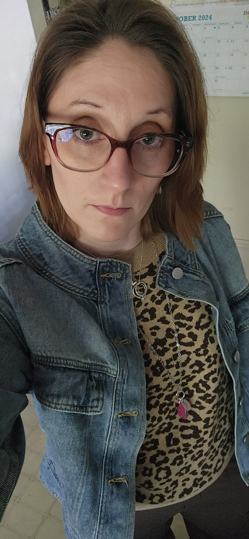 Joni West | FabOver40