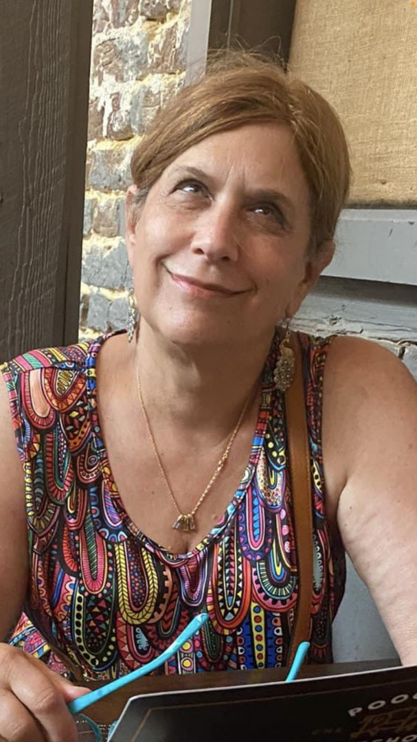 Robyn Weiss | FabOver40