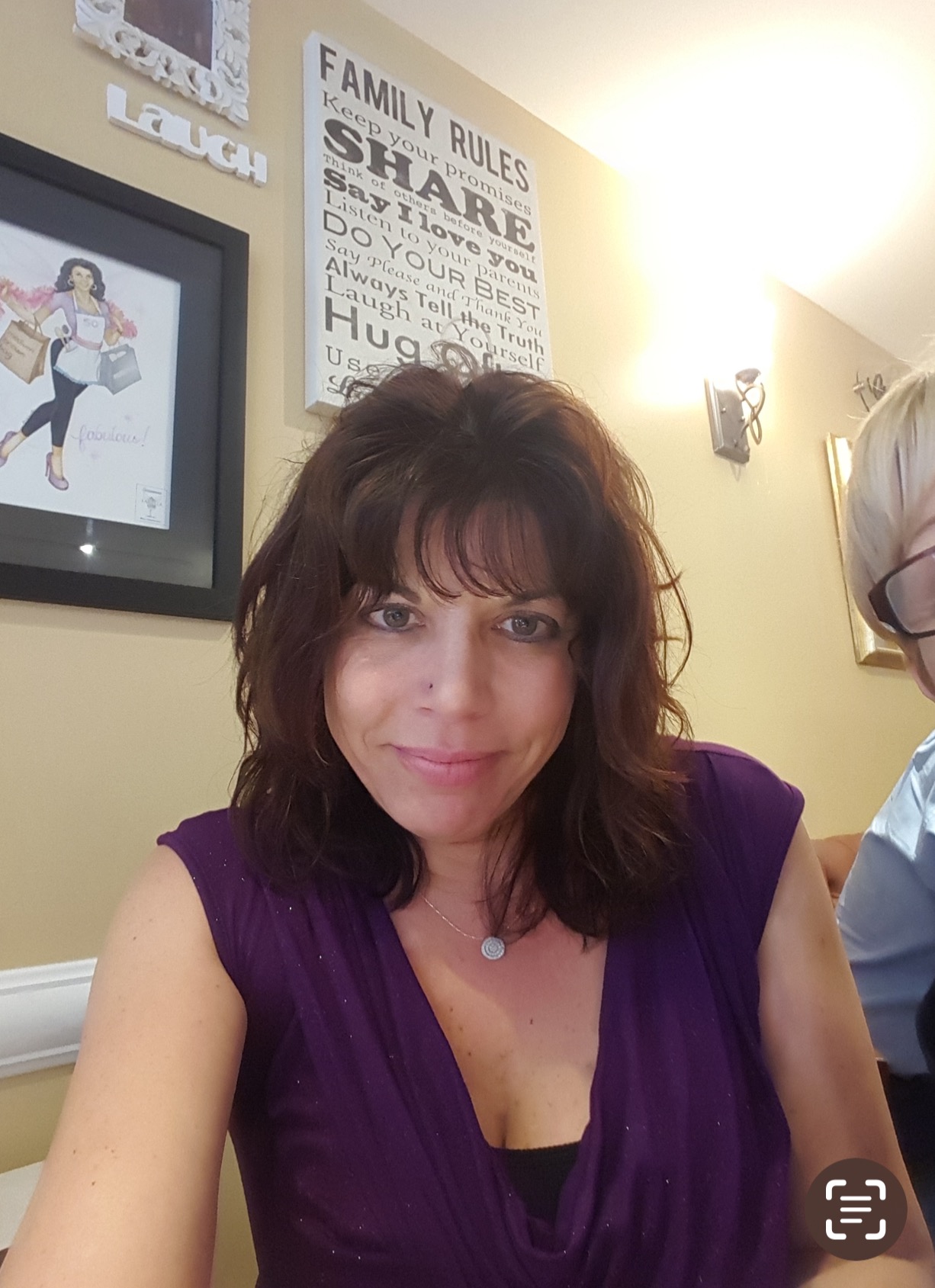 Fara Evans | FabOver40