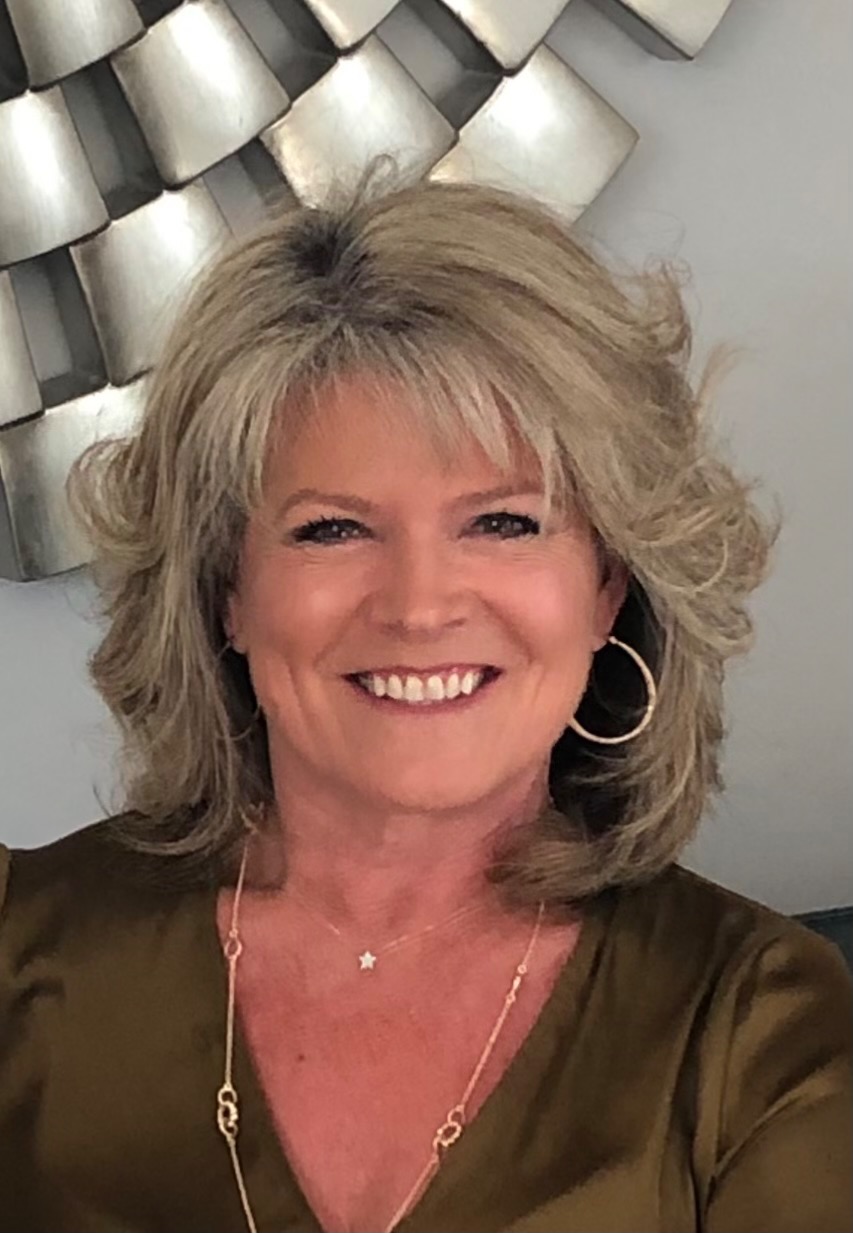 Brenda Calendo | FabOver40