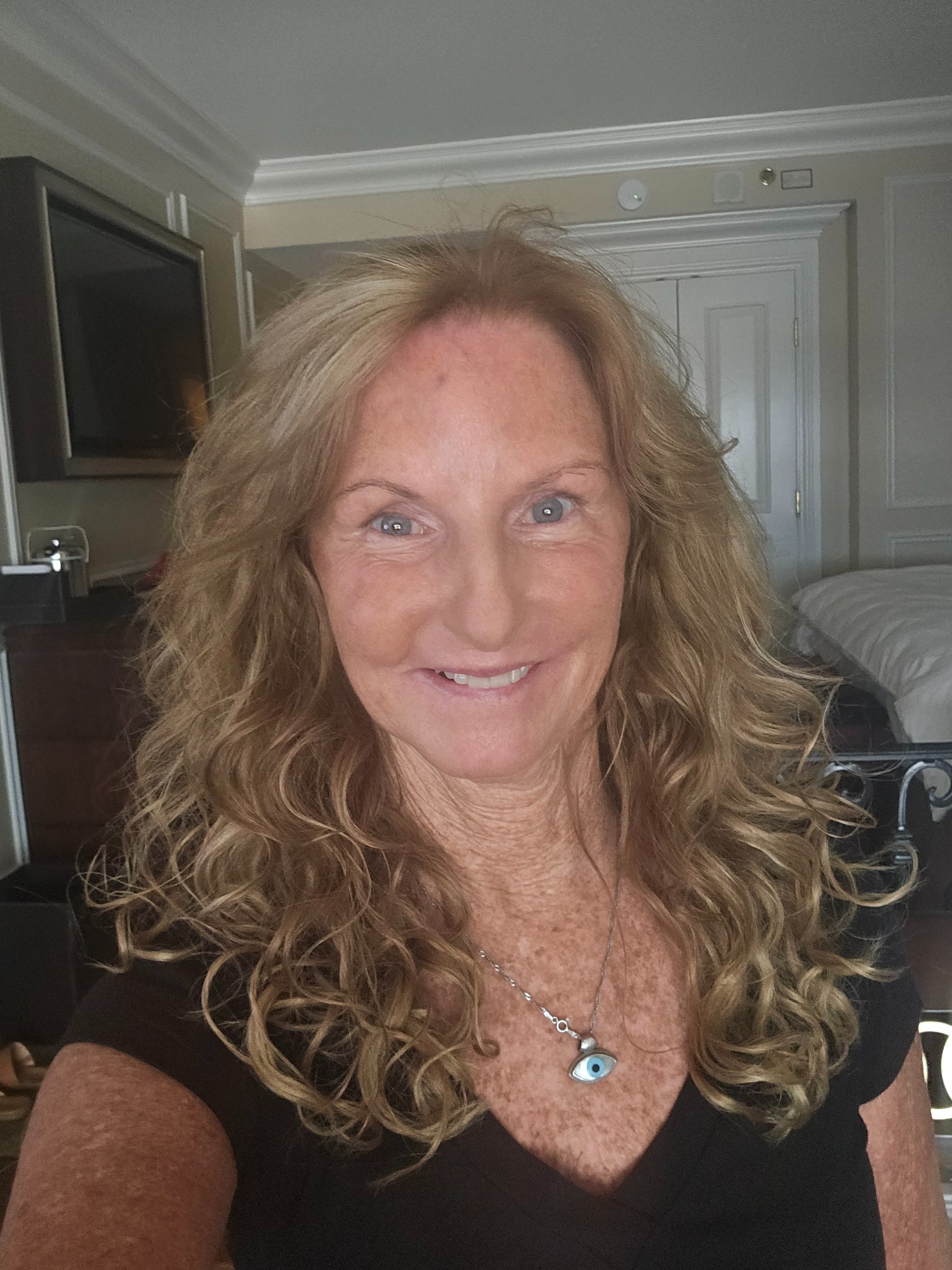 Lisa Glover | FabOver40