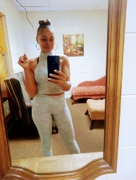 Anna Ellis | FabOver40