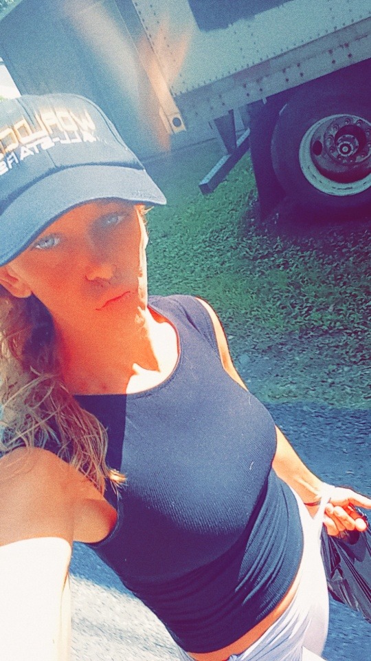 Laura Cribb | FabOver40