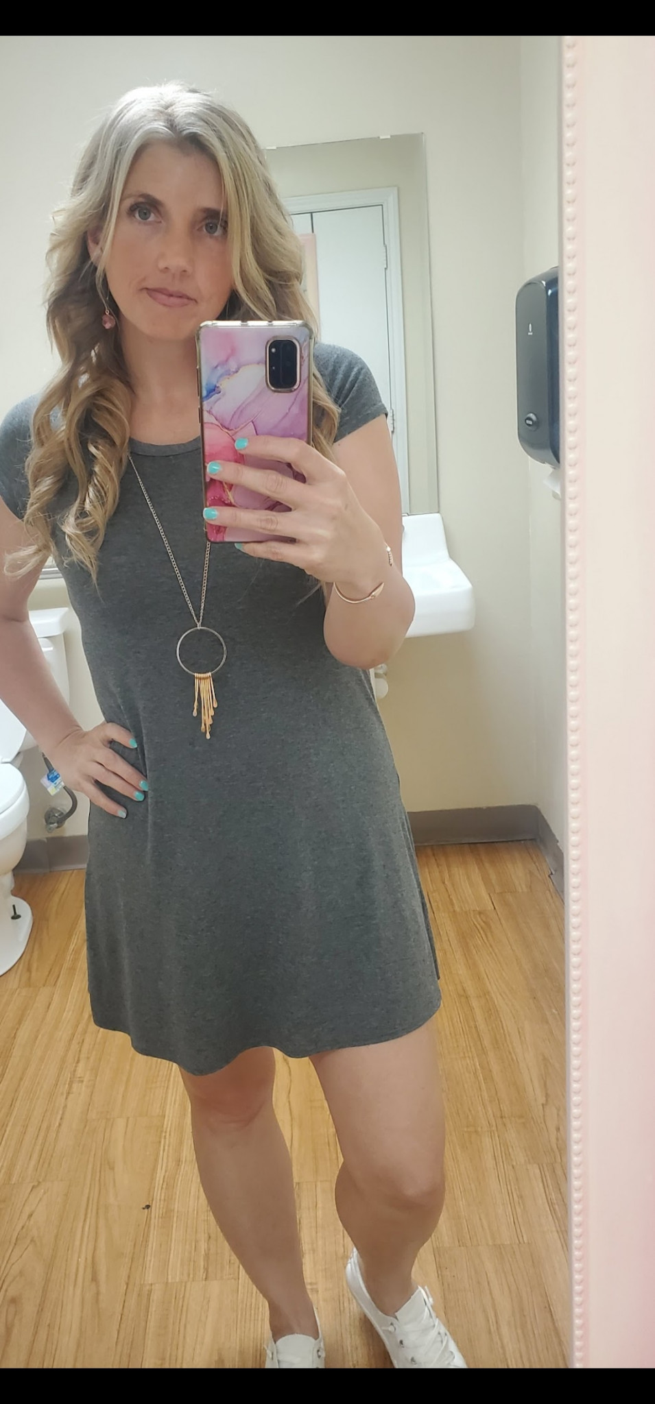 Chelsea Hart | FabOver40