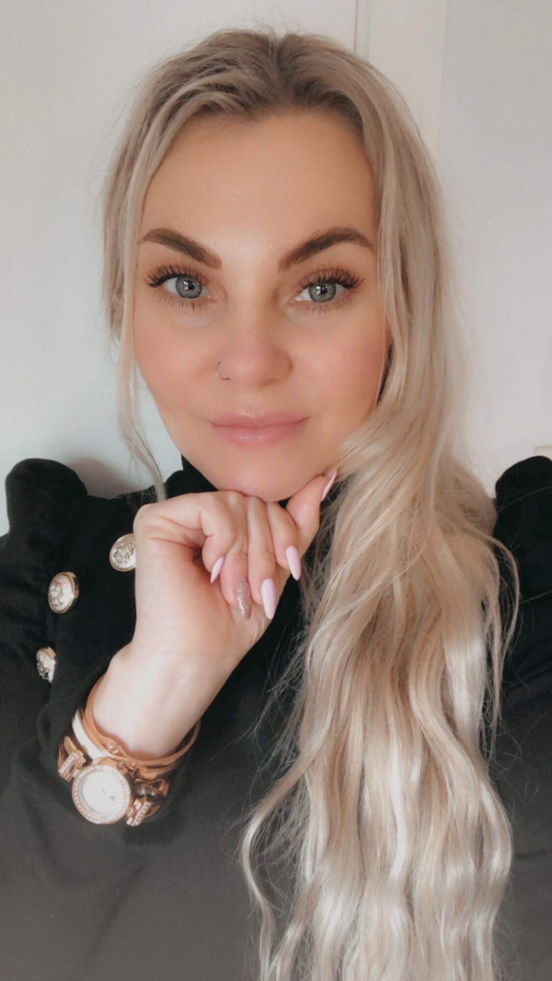 Stephanie Saravia | FabOver40