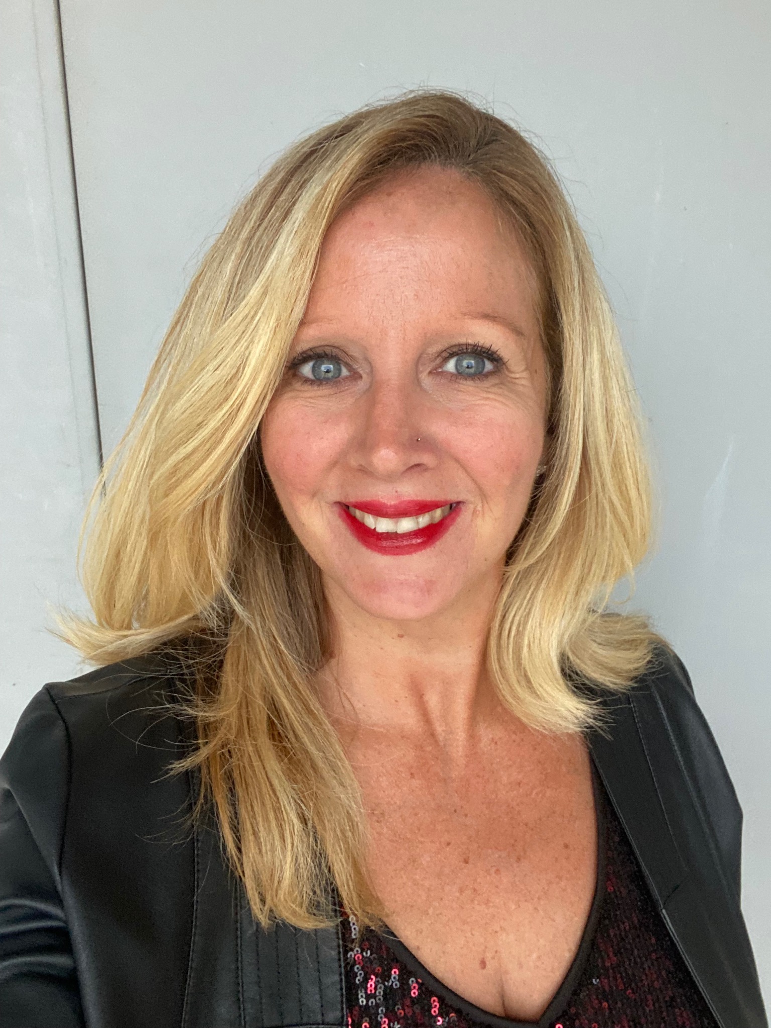 Melissa Cole | FabOver40