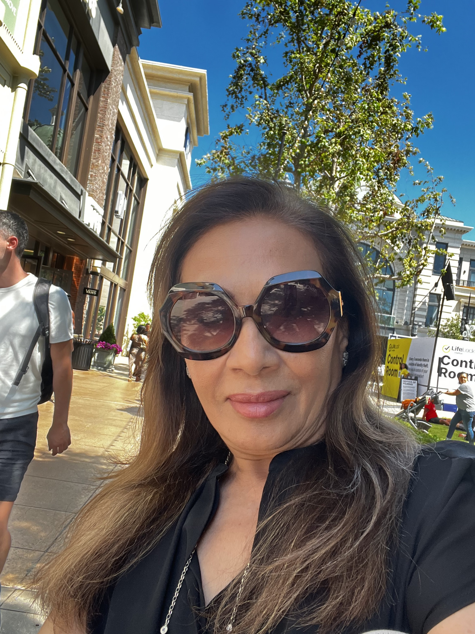 Nilofer Malik | FabOver40