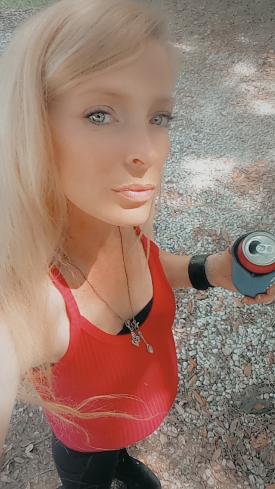 Jamie Moore | FabOver40