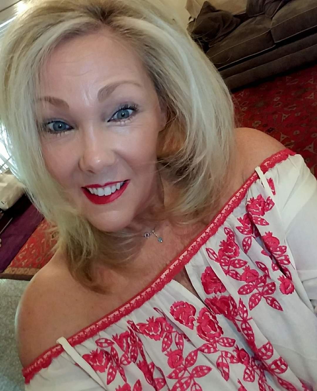 Gail Ouellette | FabOver40